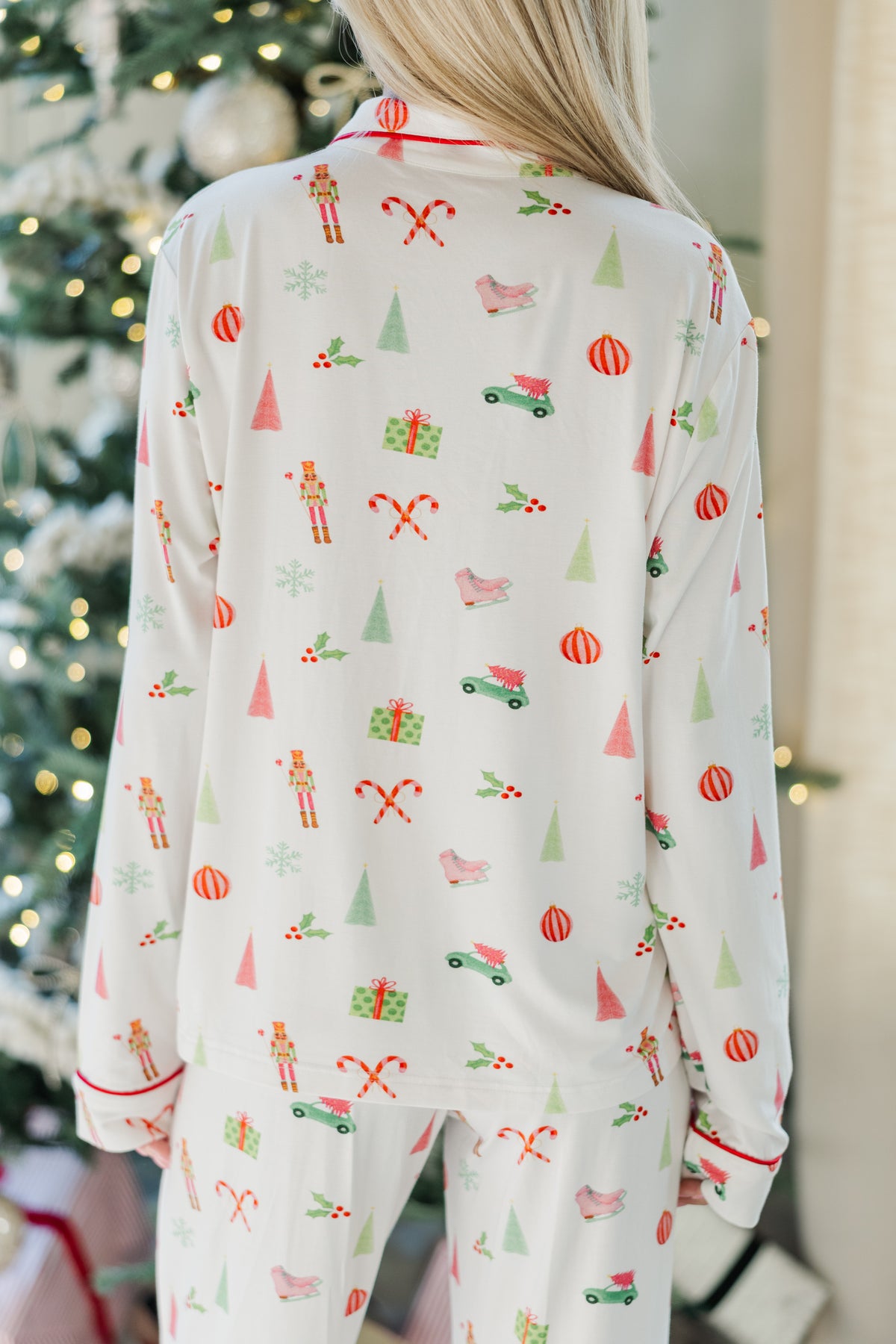 Dream Big White Holiday Print L/S Bamboo Pajama Set – Shop the Mint