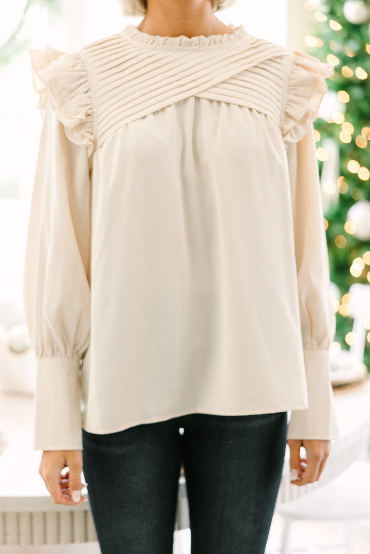 Save Your Applause Natural White Ruffled Blouse – Shop the Mint