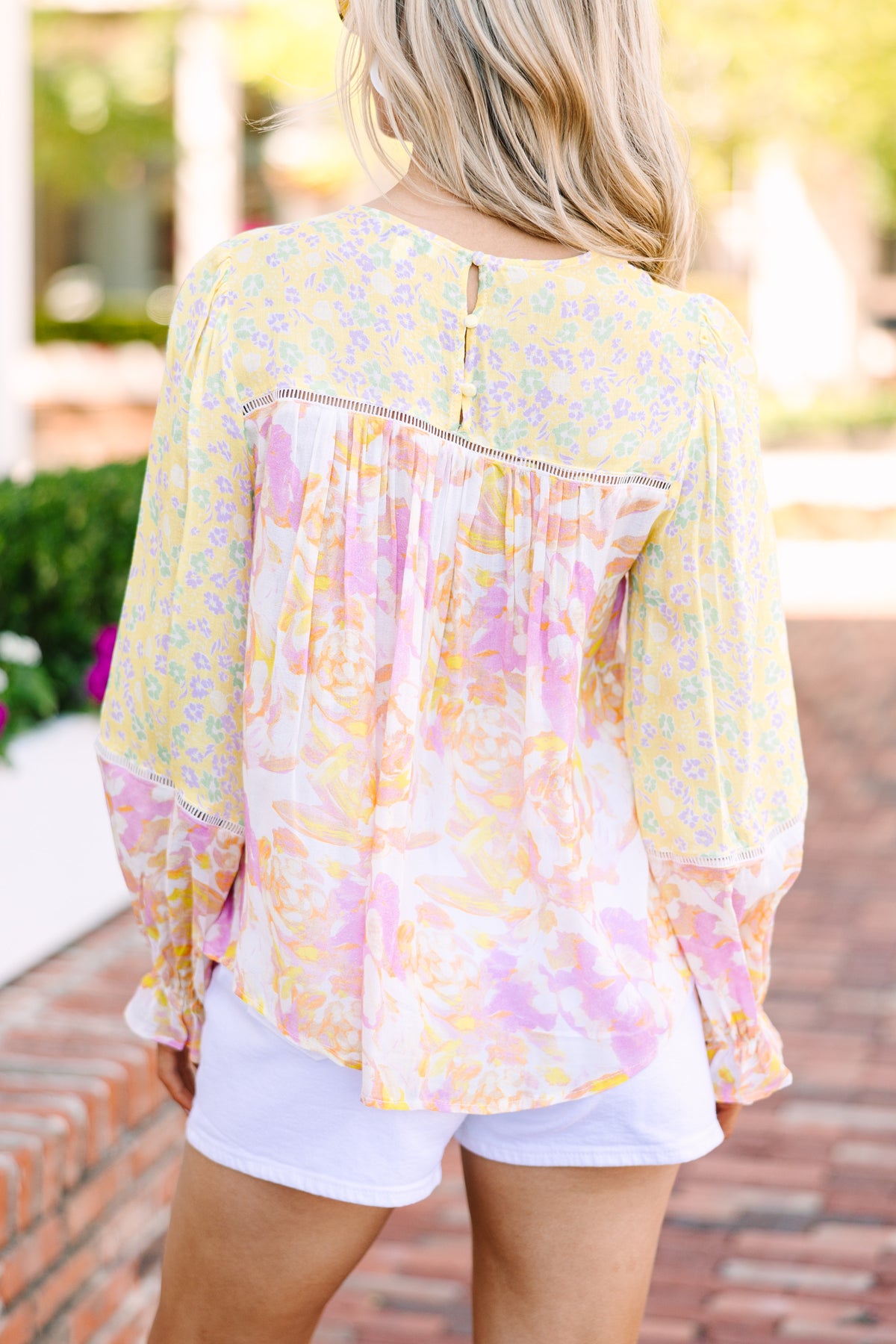 All The Details Yellow Floral Blouse – Shop the Mint