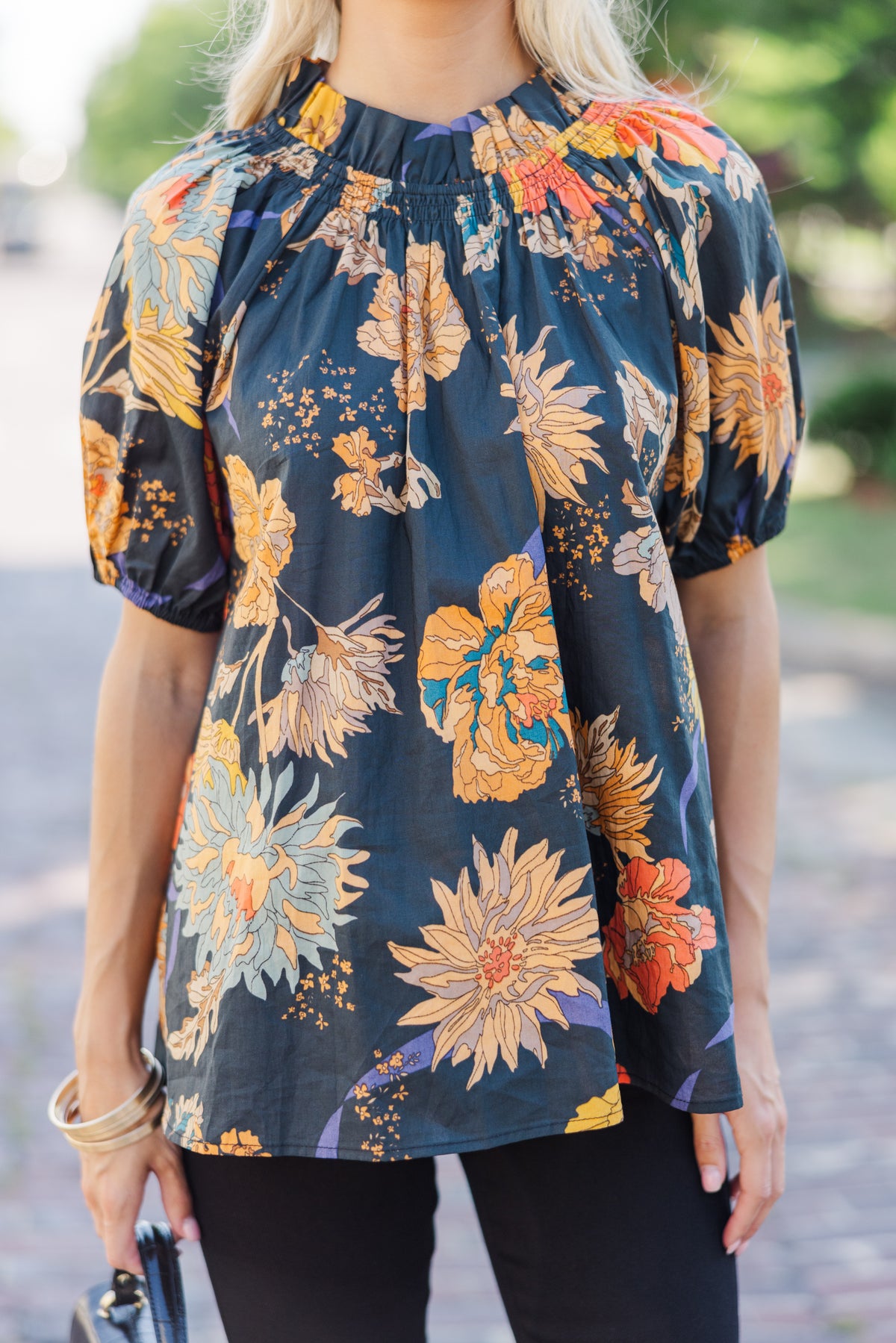 Feeling Fun Black Floral Bubble Sleeve Blouse – Shop the Mint