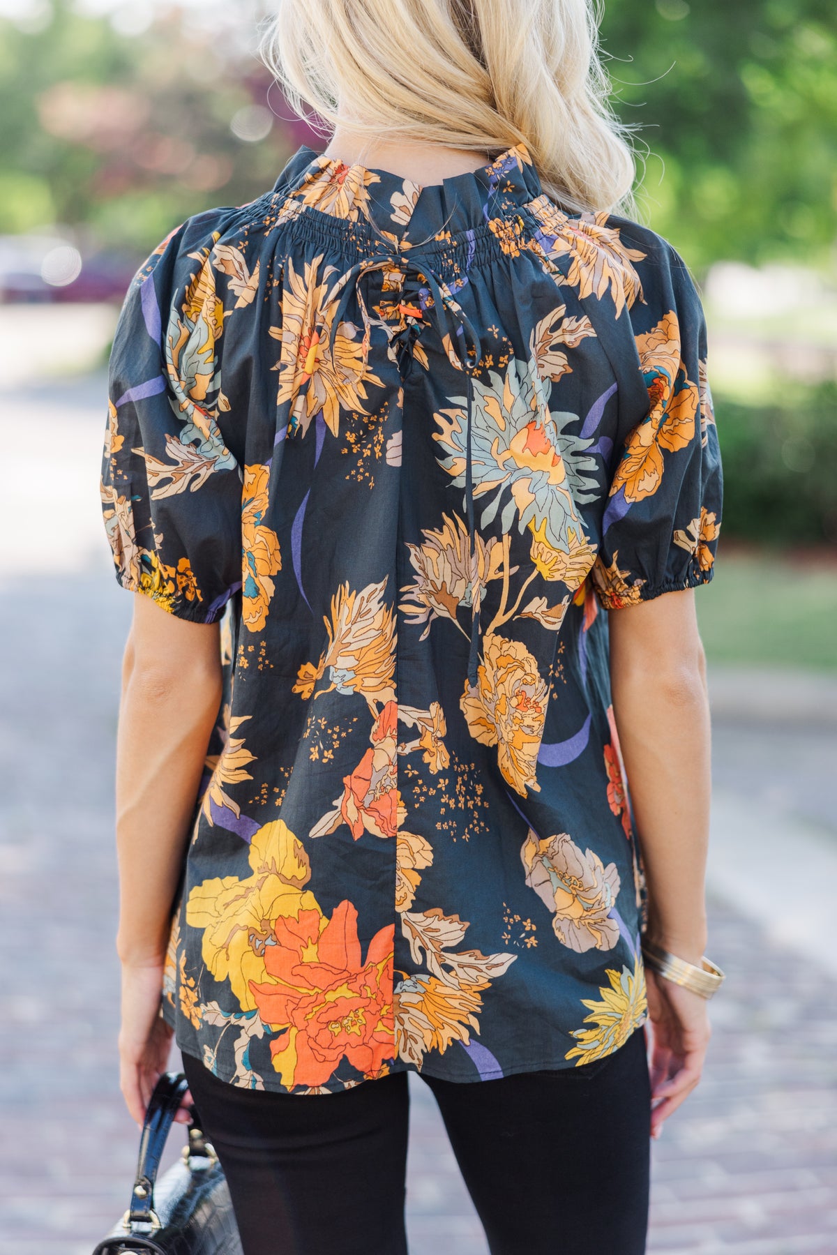 Feeling Fun Black Floral Bubble Sleeve Blouse – Shop the Mint