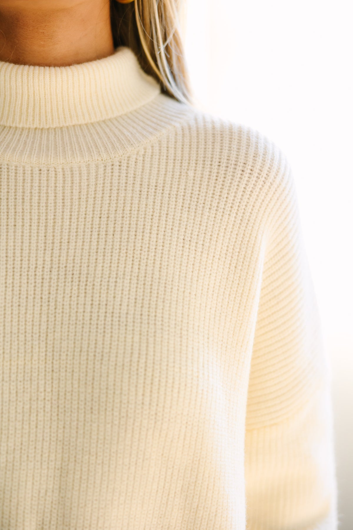 Classically You Ivory White Turtleneck Sweater – Shop the Mint