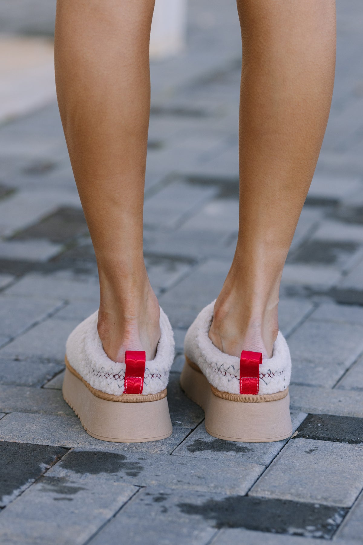 Fuzzy Feelings Off White Platform Slippers – Shop the Mint