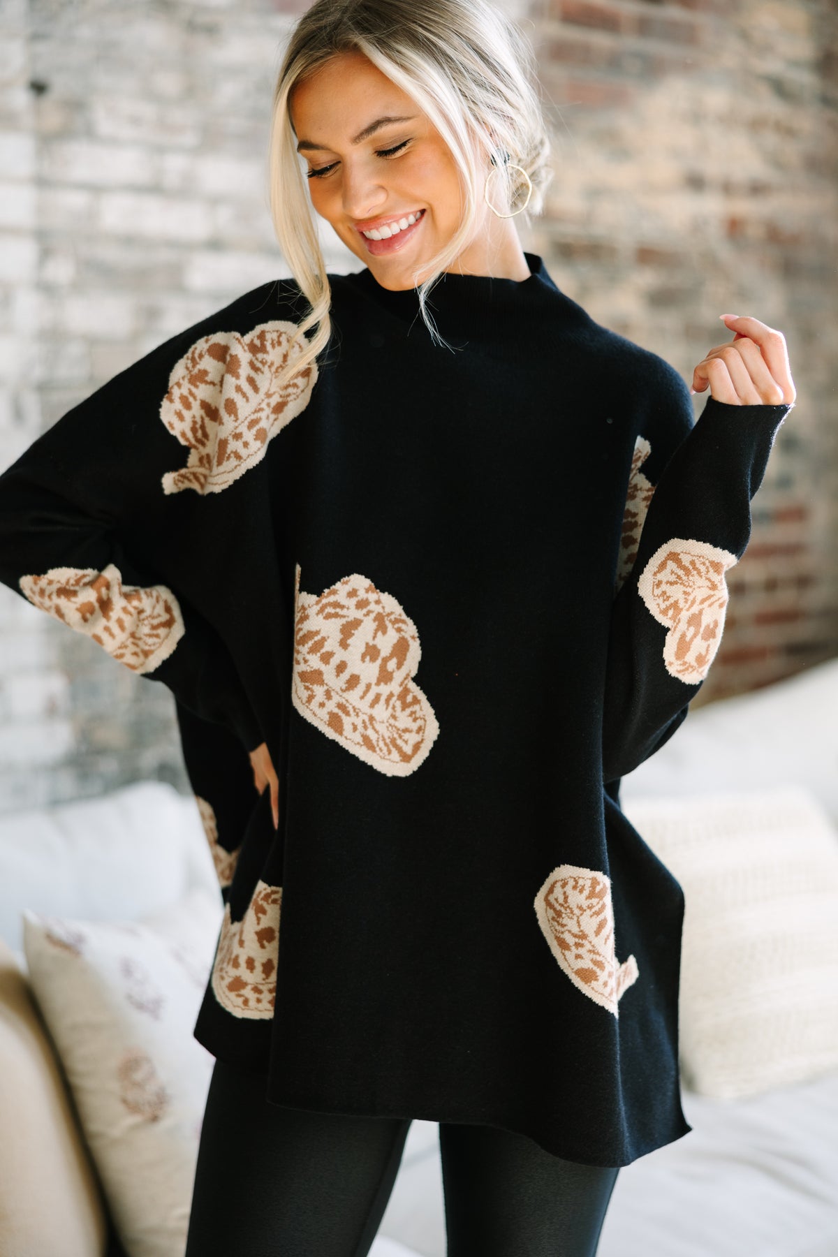Yeehaw Black Cowboy Hat Sweater – Shop the Mint