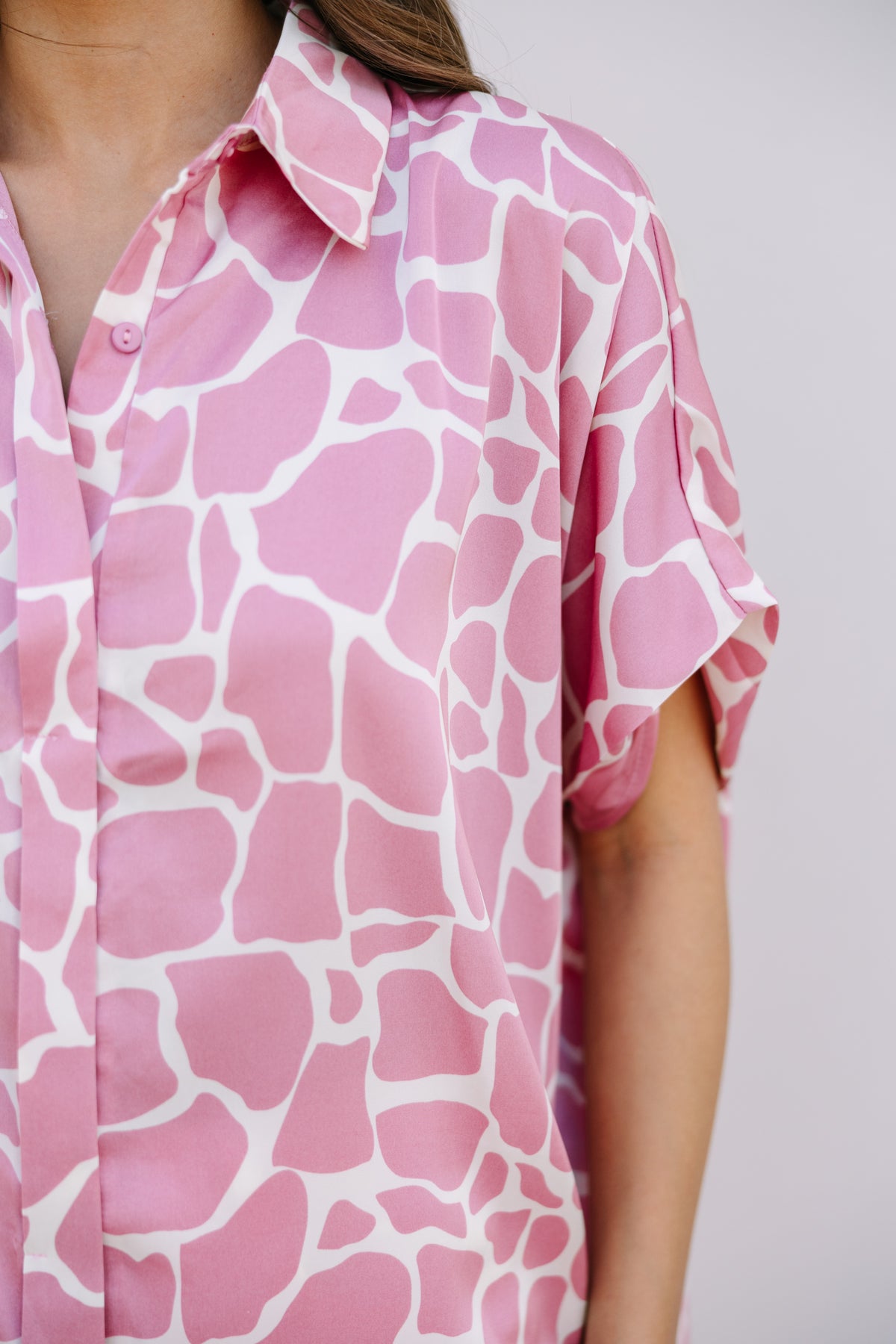 Feeling Your Best Mauve Pink Giraffe Print Blouse – Shop the Mint