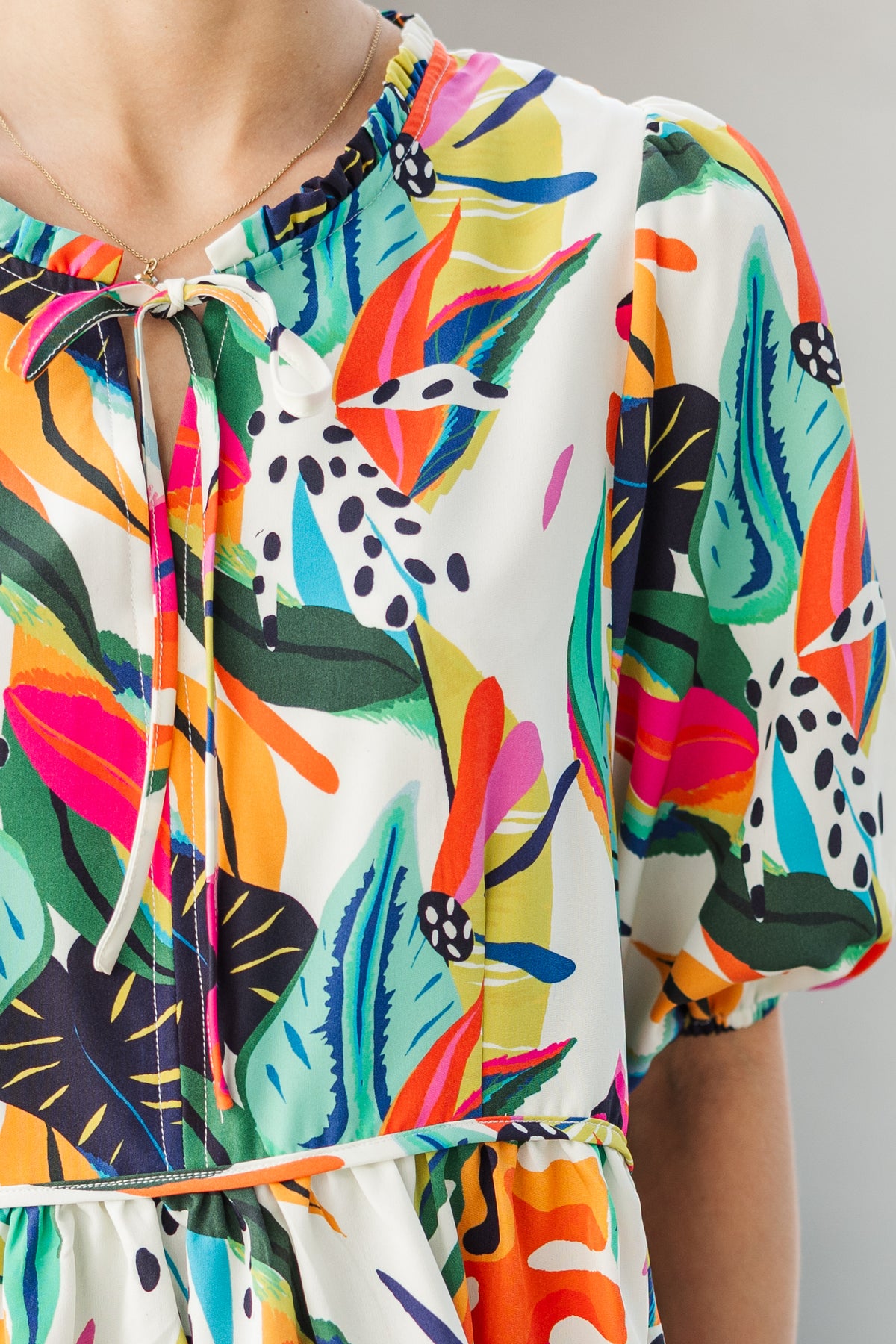 In Plain View Cream White Abstract Blouse – Shop the Mint