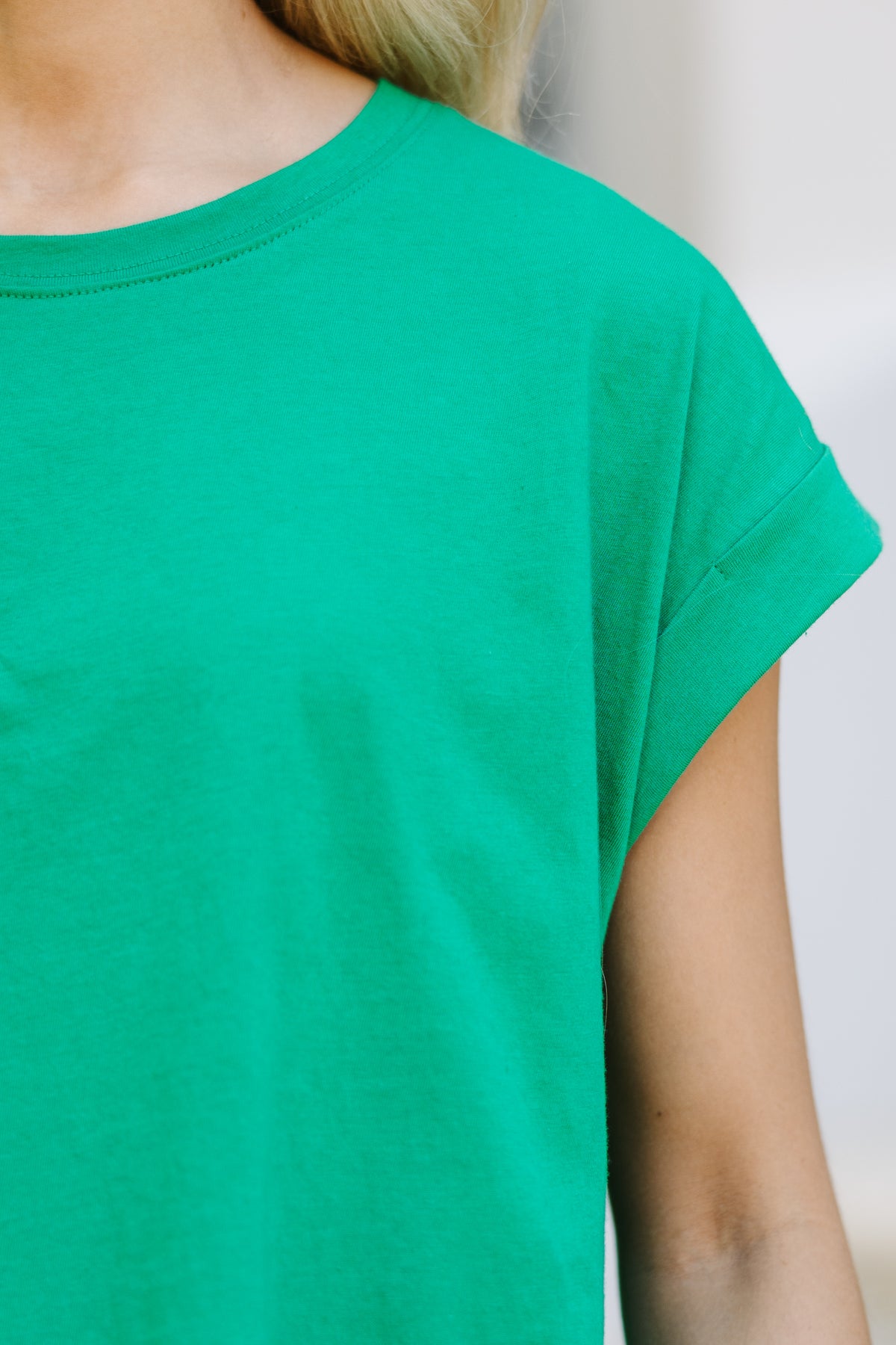 All In A Day Kelly Green Tee – Shop the Mint