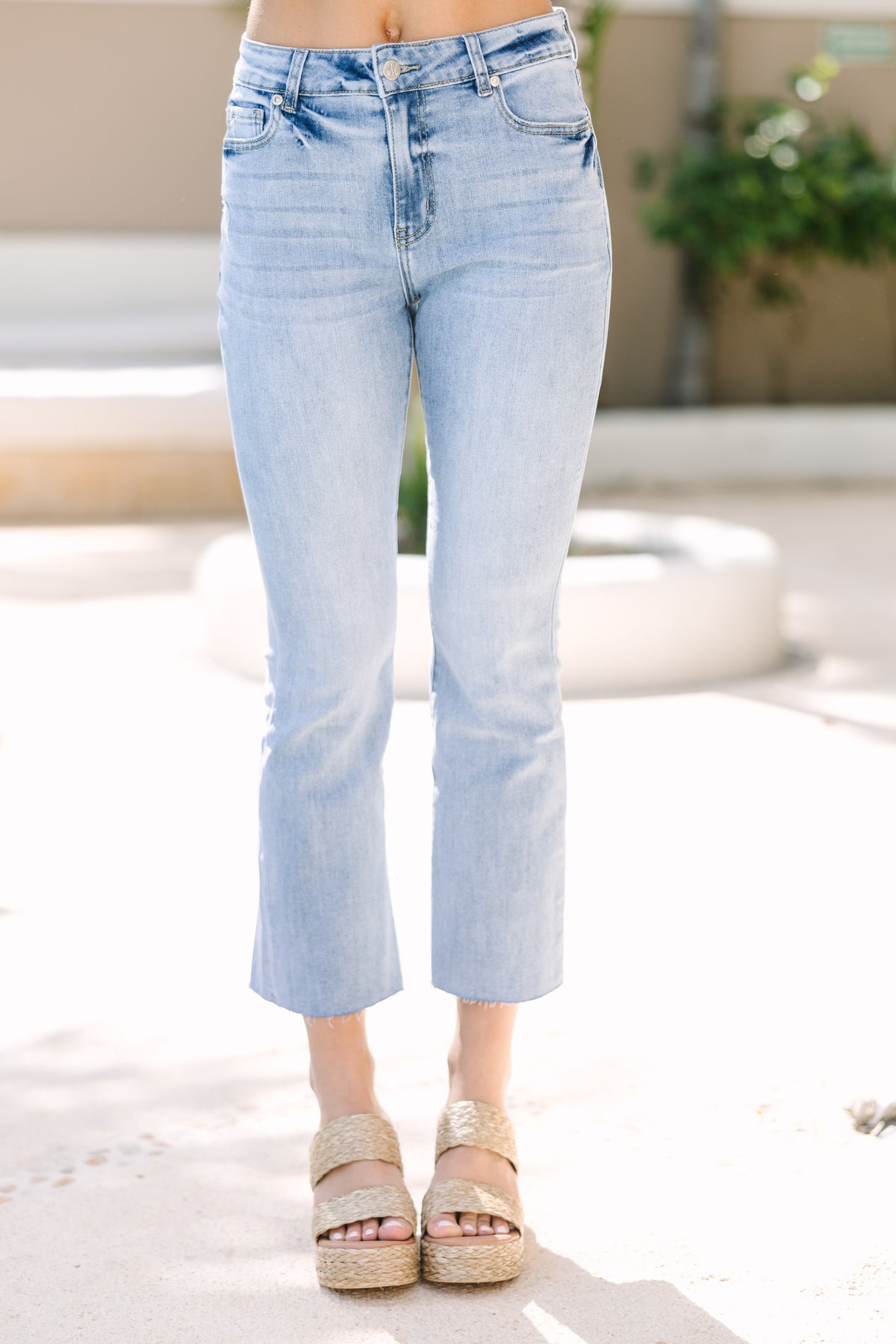 Loud And Proud Light Wash Cropped Jeans – Shop the Mint