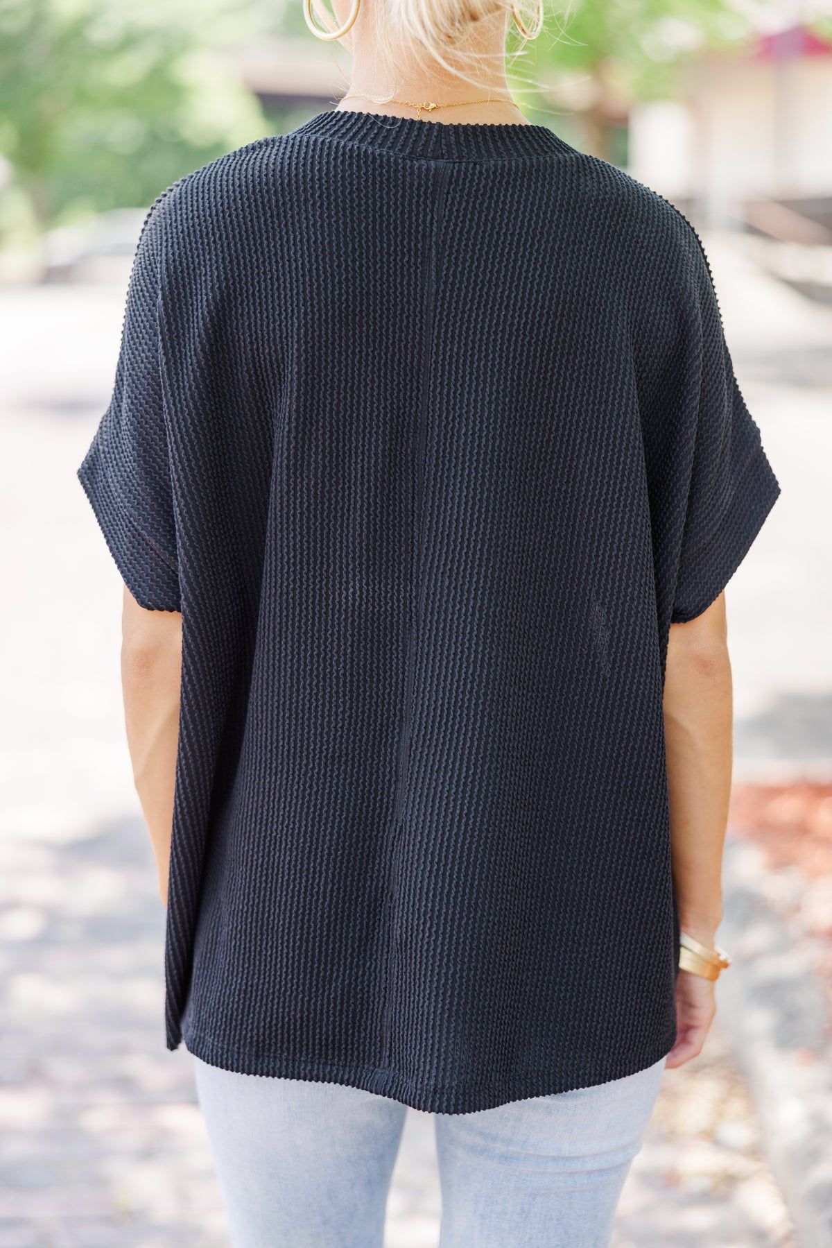 Catch On Black Ribbed Top – Shop the Mint