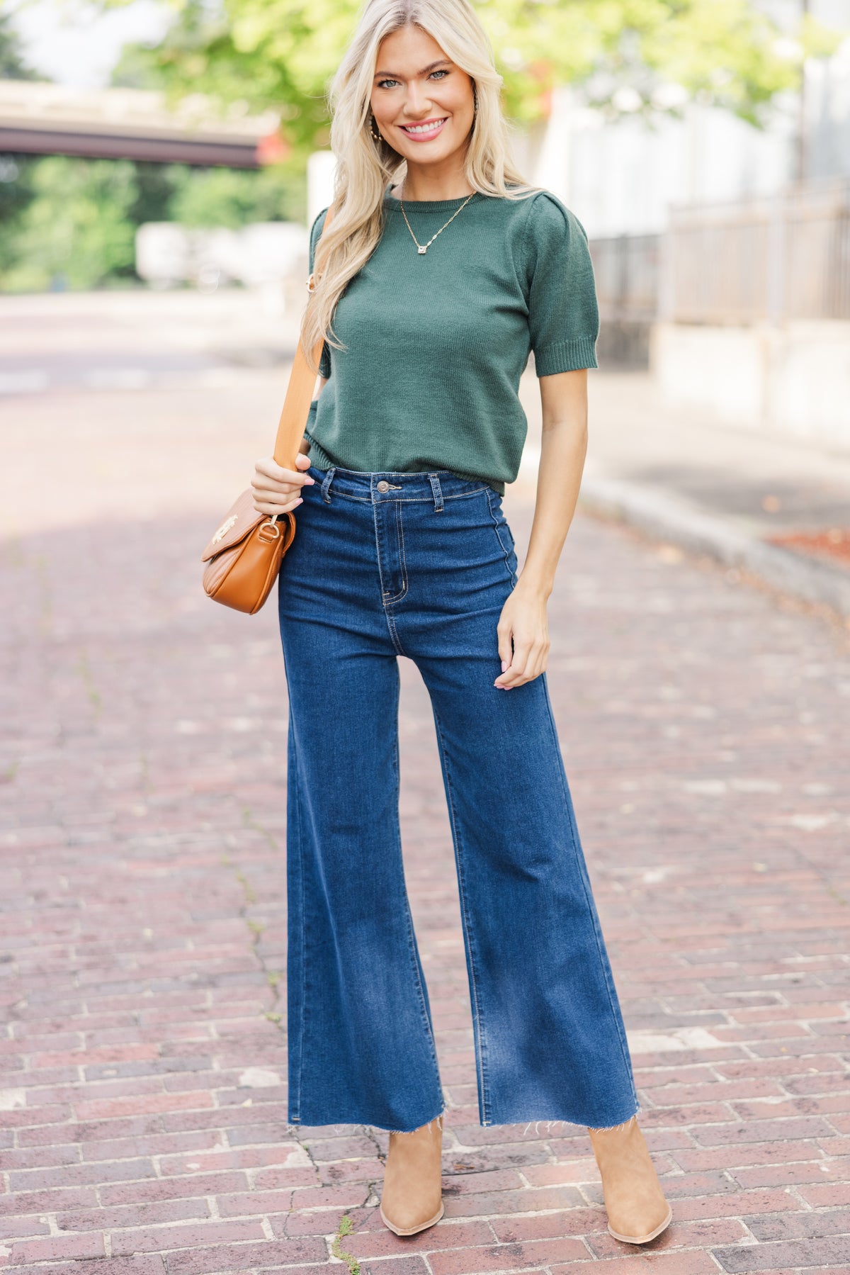 Crowd Pleaser Emerald Green Short Sleeve Sweater – Shop the Mint