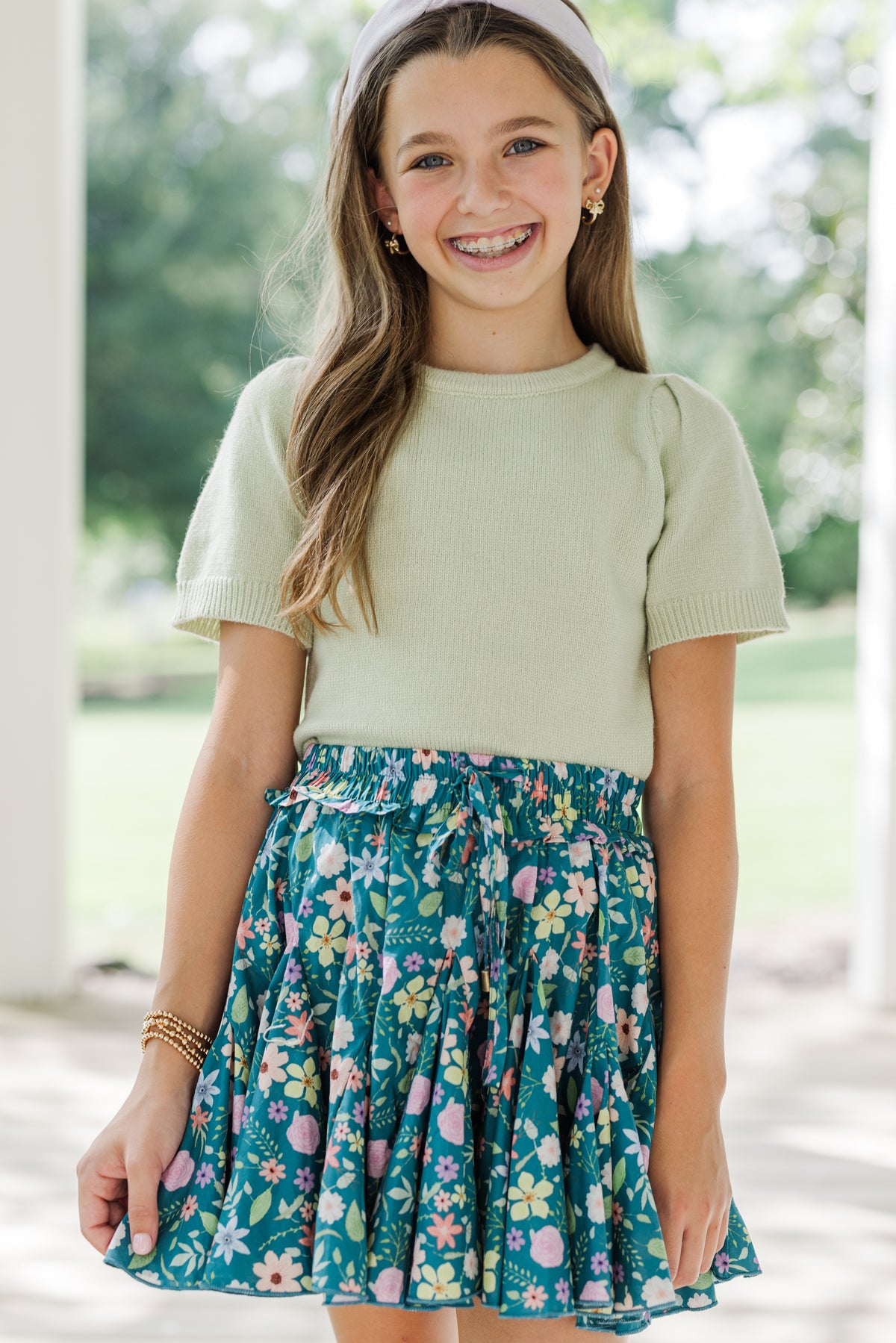 Girls: Work Of Art Sage Green Short Sleeve Sweater – Shop the Mint