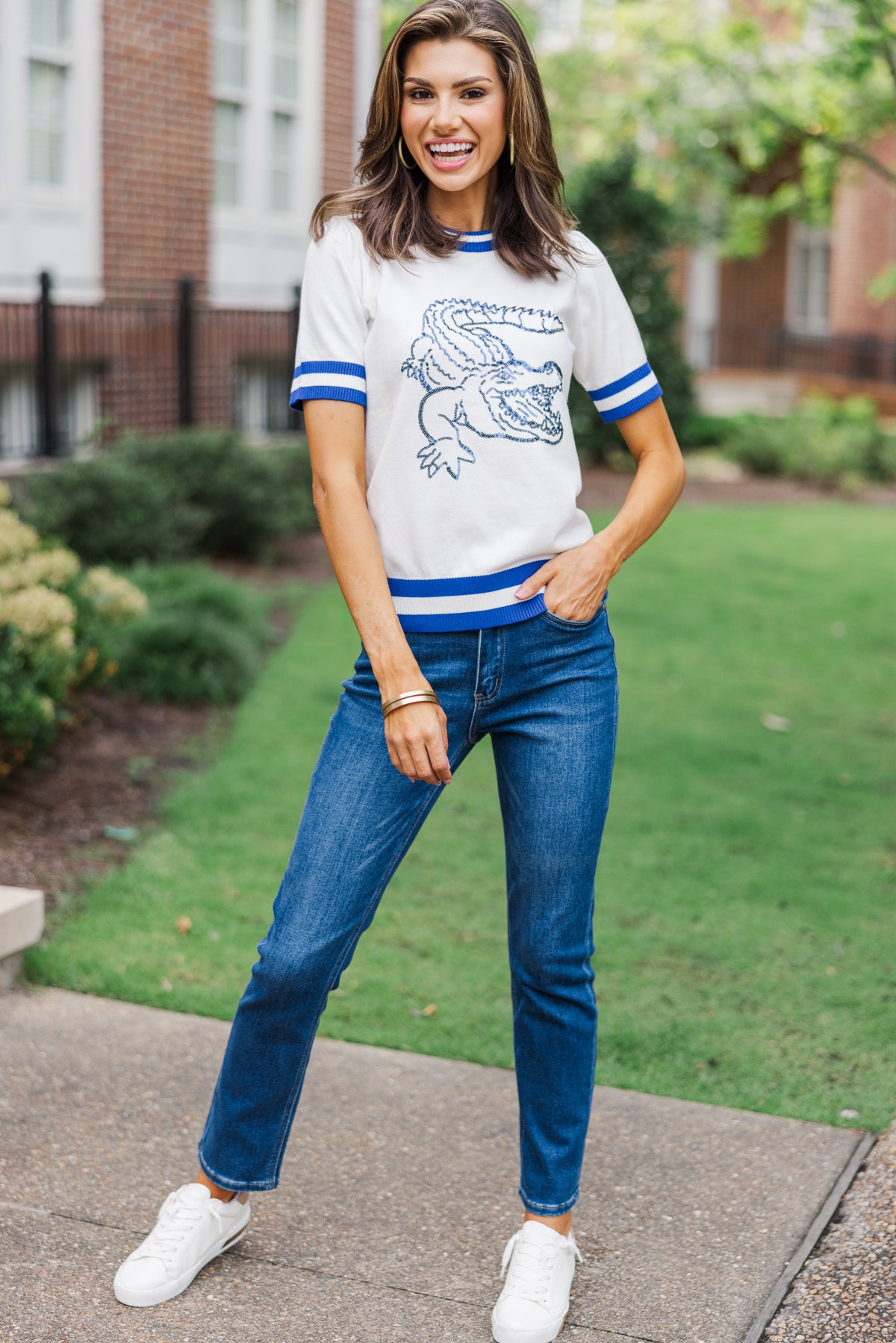 Stay In Character White/Blue Gator Sweater – Shop the Mint
