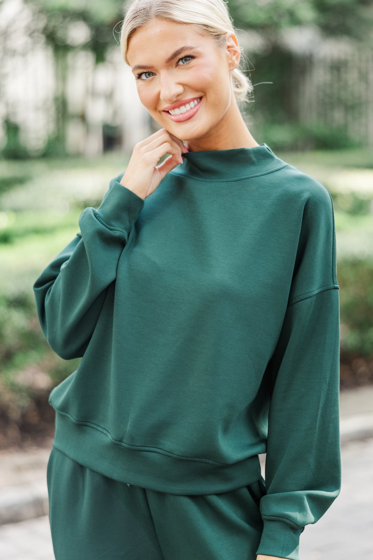 Happy Again Hunter Green Mock Neck Pullover – Shop the Mint