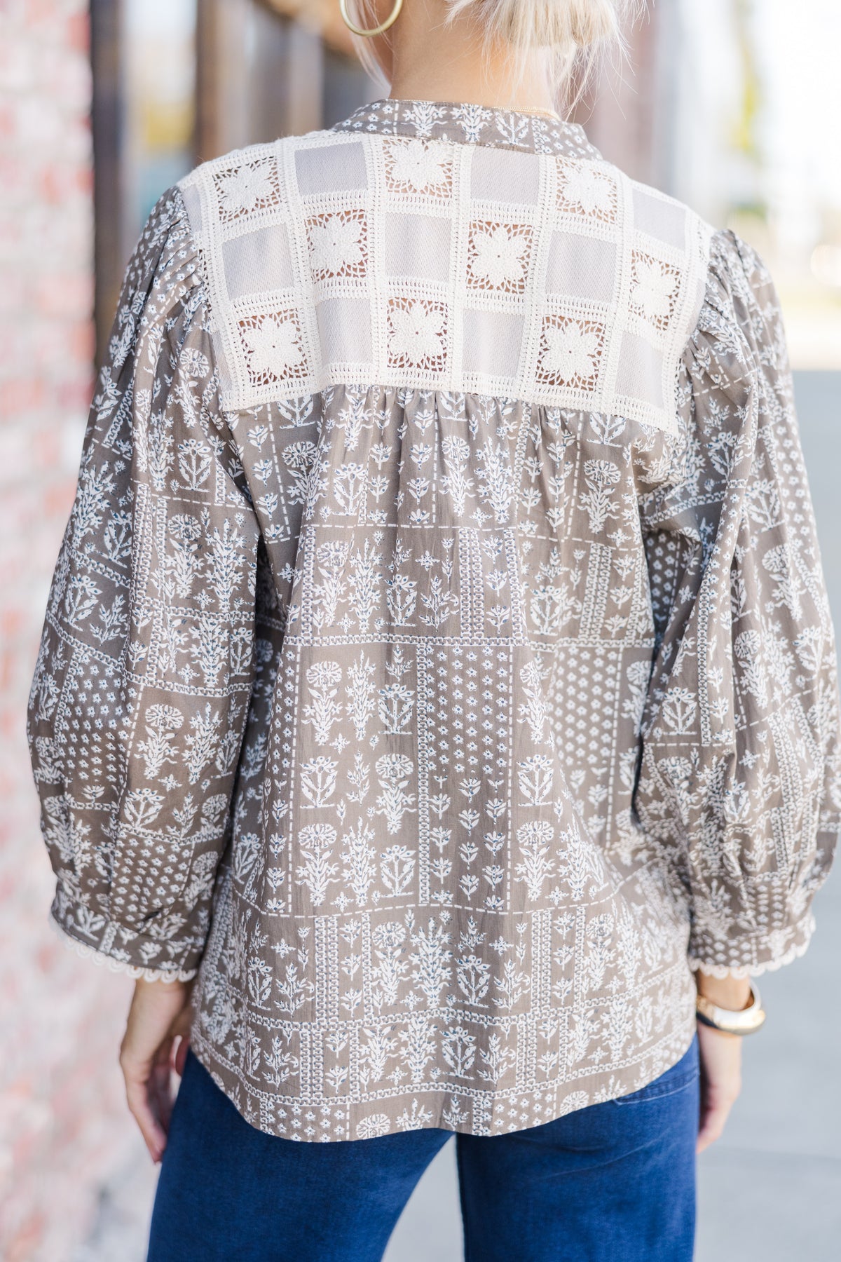 Help You Grow Mocha Brown Floral Blouse – Shop the Mint