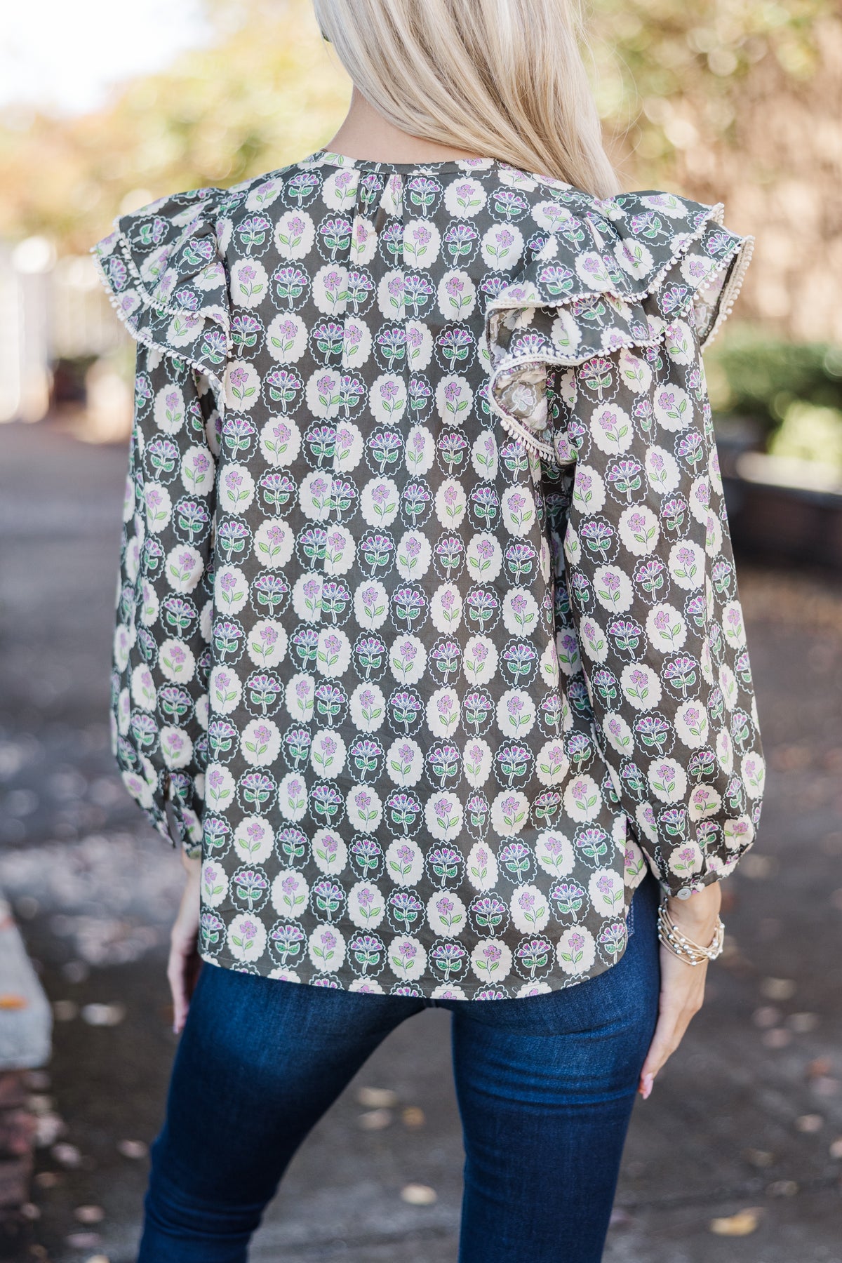 Stay On Schedule Brown Medallion Print Blouse – Shop the Mint