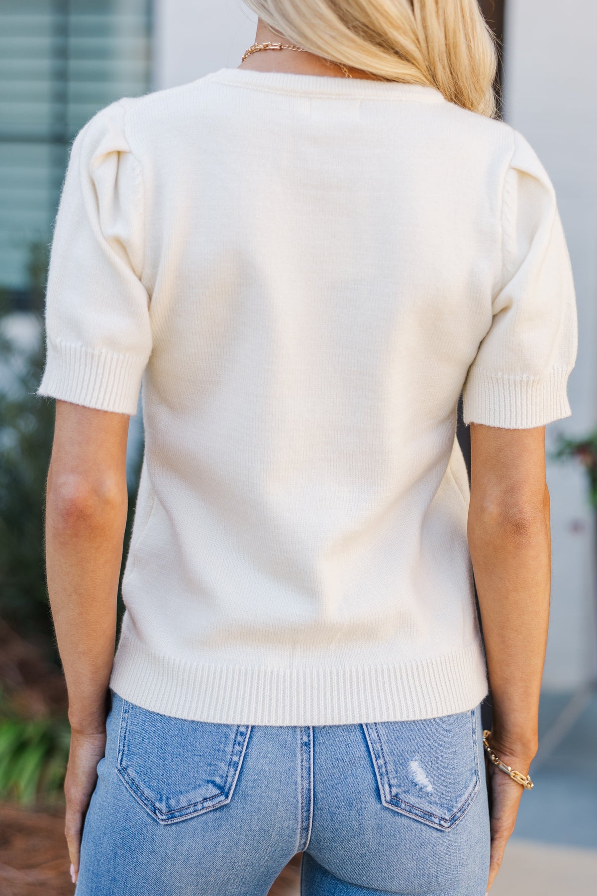 Crowd Pleaser Cream Short Sleeve Sweater – Shop the Mint