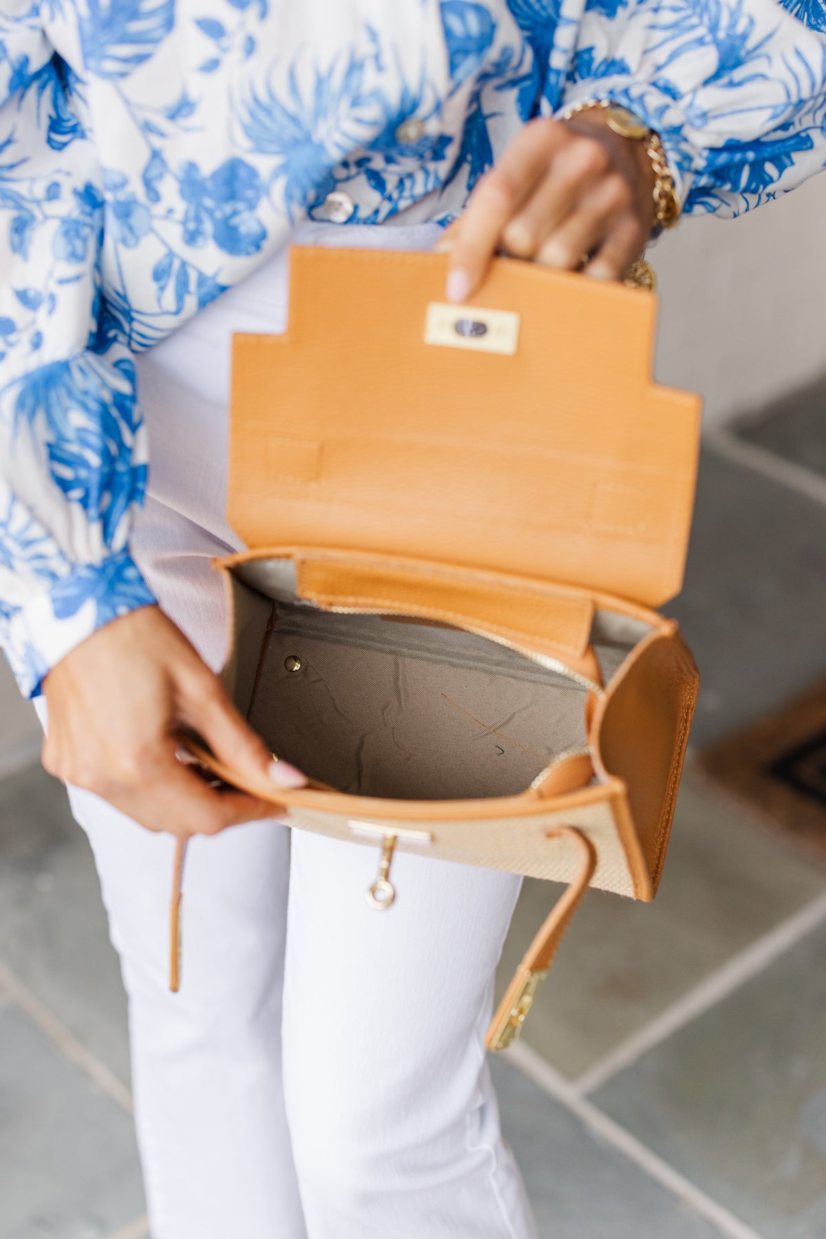 German Fuentes: One For All Camel Purse – Shop the Mint