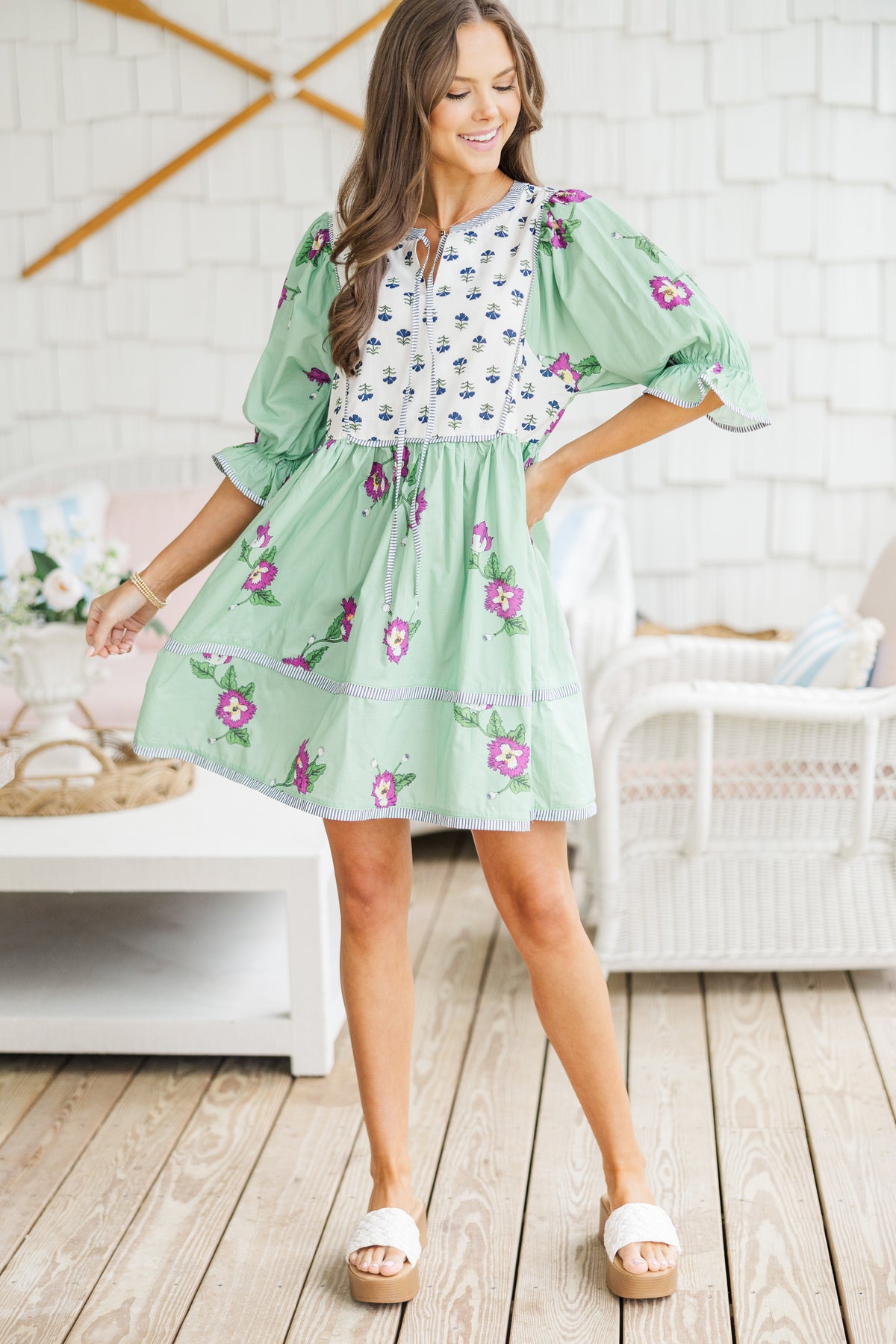 All The Good Green Medallion Dress – Shop the Mint