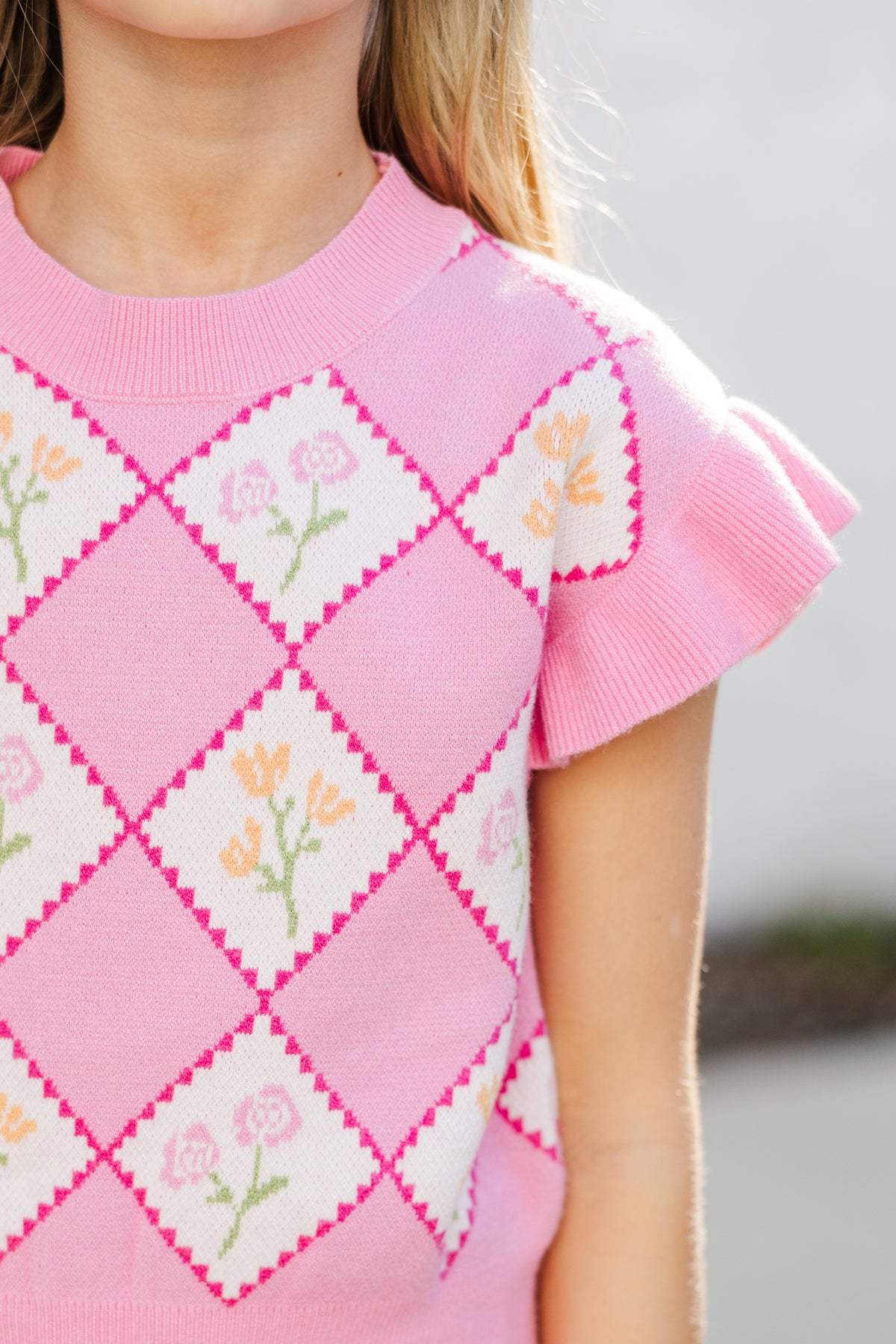 Girls: The Wendy Pink Floral Medallion Sweater – Shop the Mint