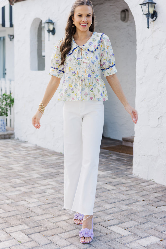 Let's See Off White Floral Medallion Blouse – Shop the Mint