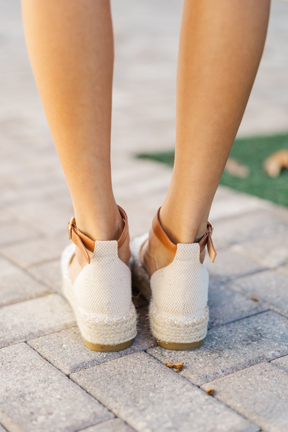 Solstice White Espadrille Flat – Shop the Mint