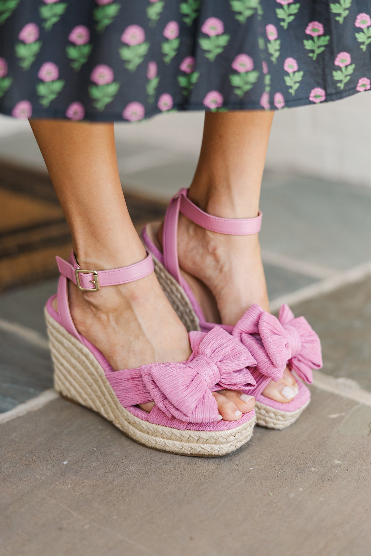 See It All Pink Bow Wedges – Shop the Mint