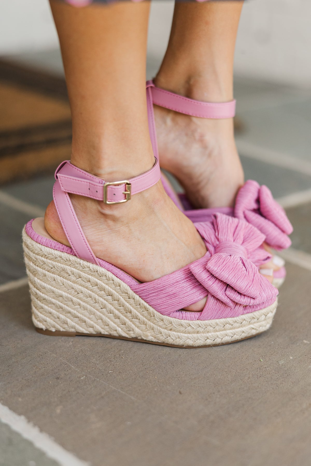 See It All Pink Bow Wedges – Shop the Mint