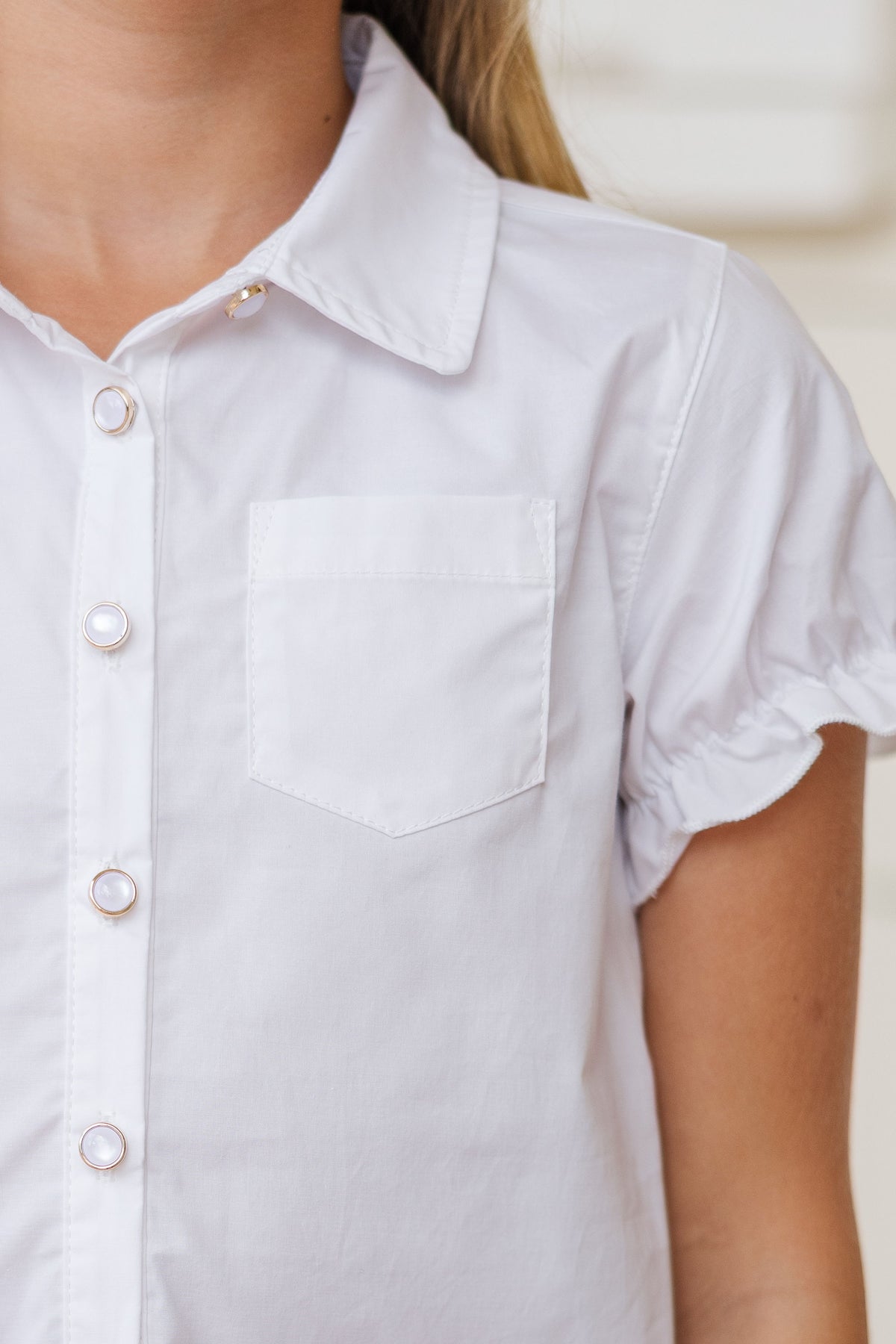 Girls: The Sunny White Collared Button Down Top – Shop the Mint