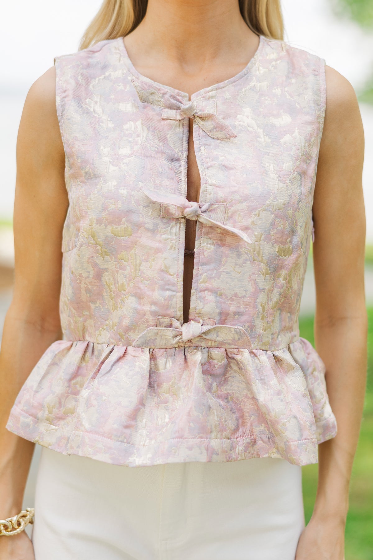 It's A Calling Pink & Gold Floral Brocade Blouse – Shop the Mint