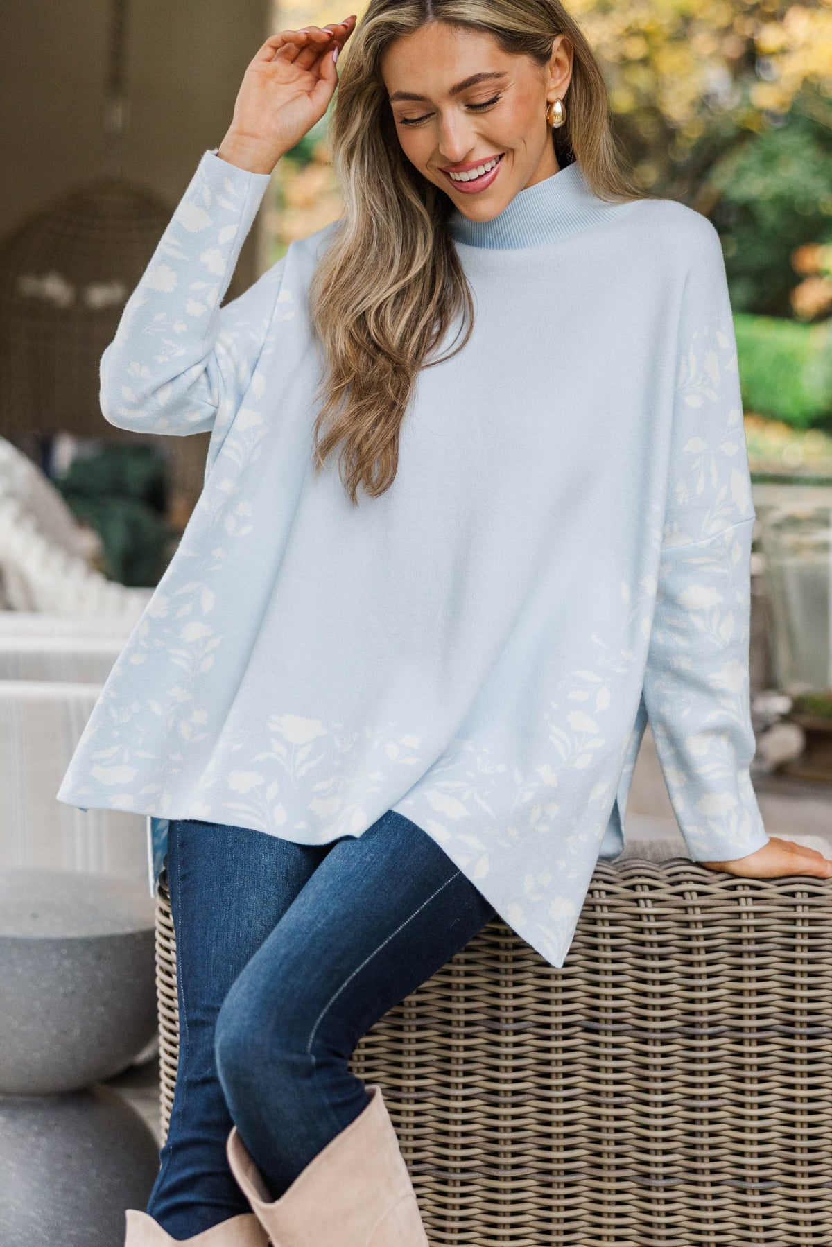 All In Theory Light Blue Floral Sweater Tunic – Shop the Mint
