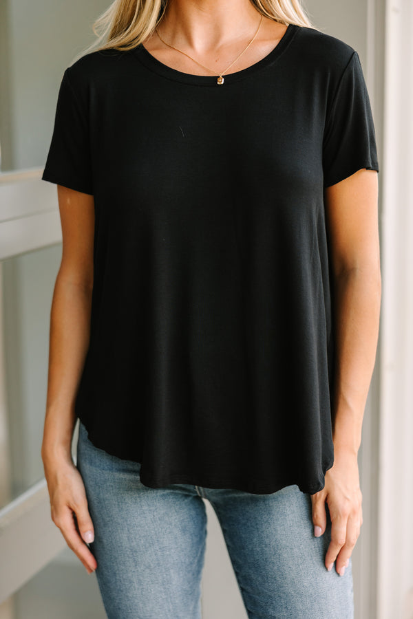 Staple Classic Black Top - Essential T-Shirt – Shop the Mint
