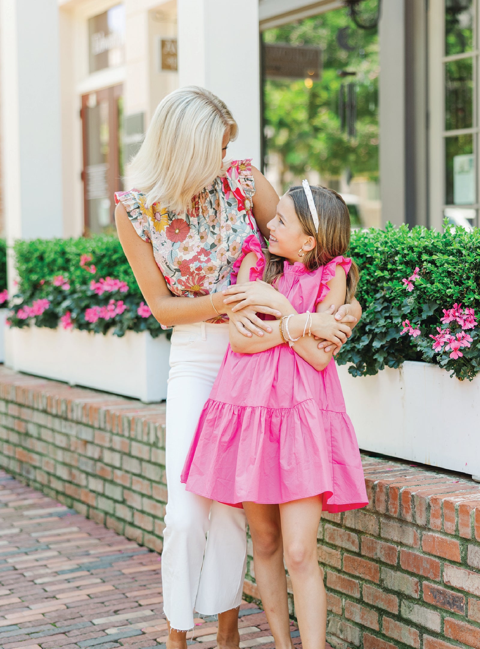 Online Boutique Women's Clothing and Dresses – Shop the Mint