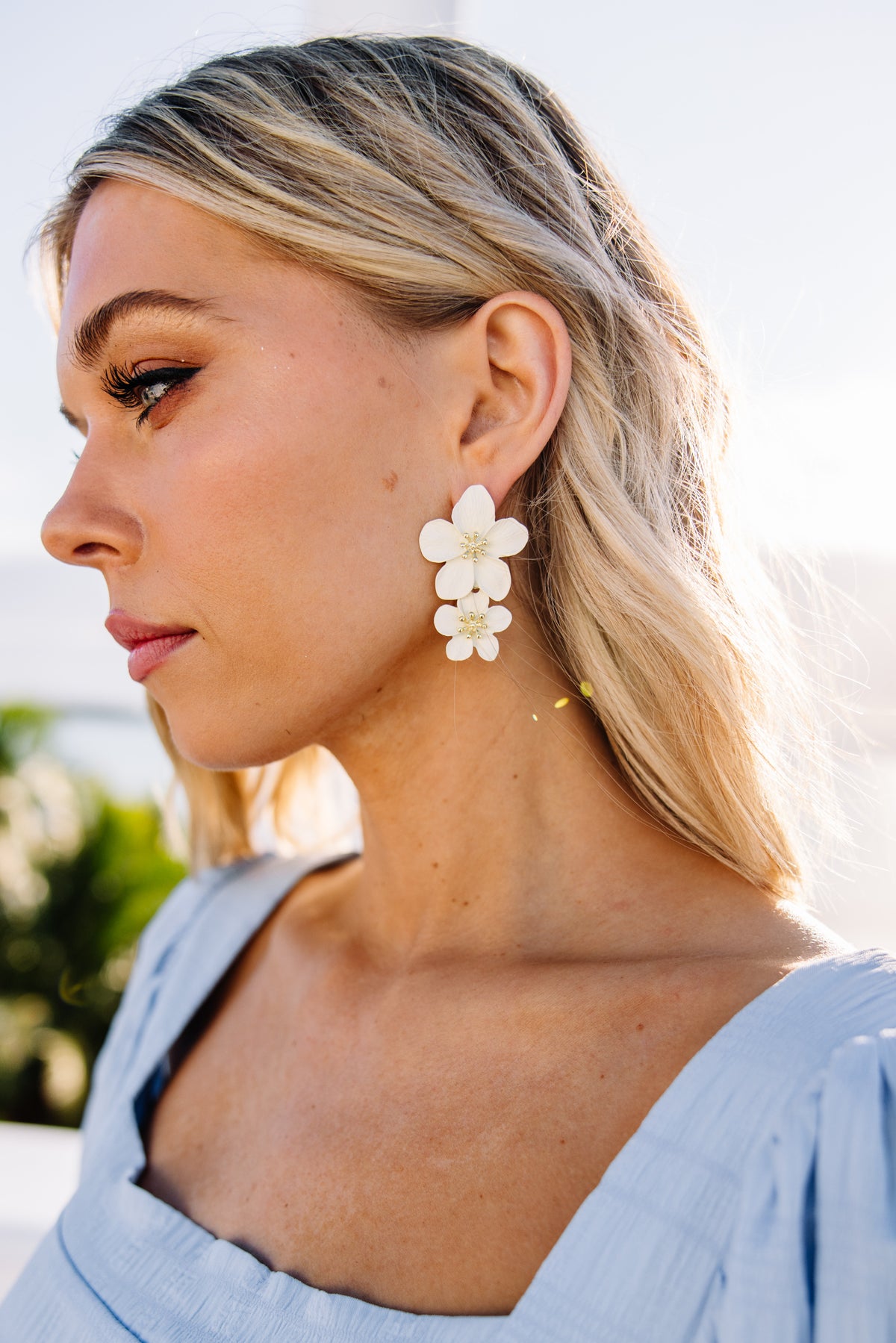 Full Bloom White Floral Earrings – Shop the Mint