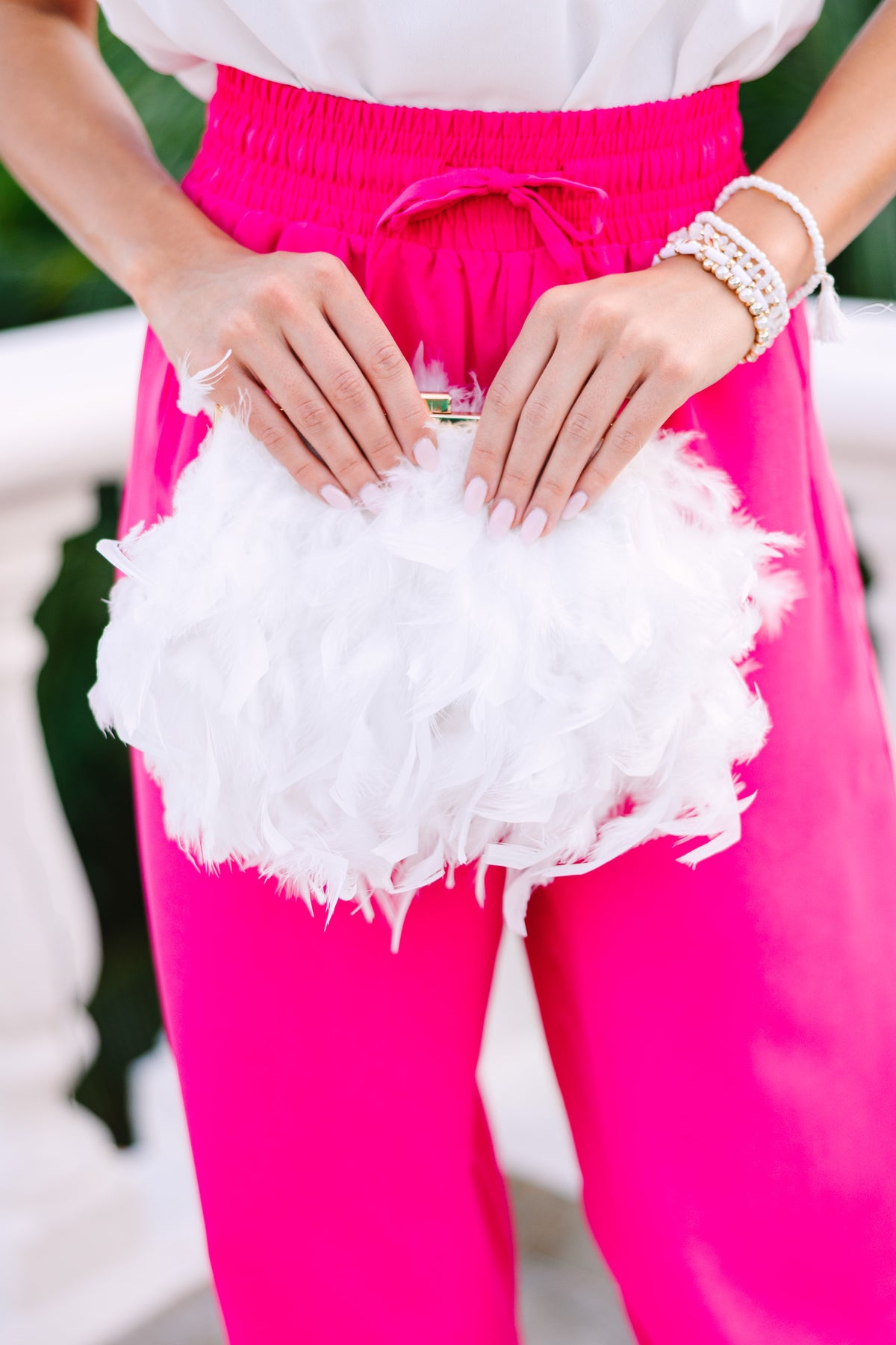 Fly Away Home White Feather Purse – Shop the Mint