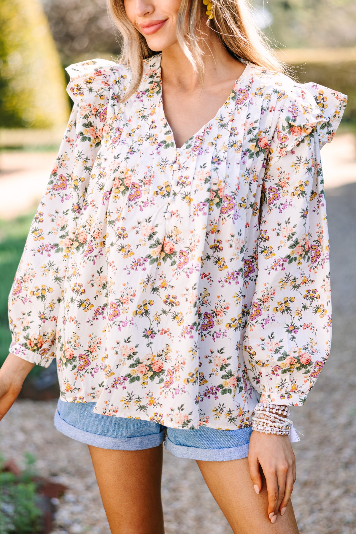 Call You Over Ivory White Ditsy Floral Blouse – Shop the Mint